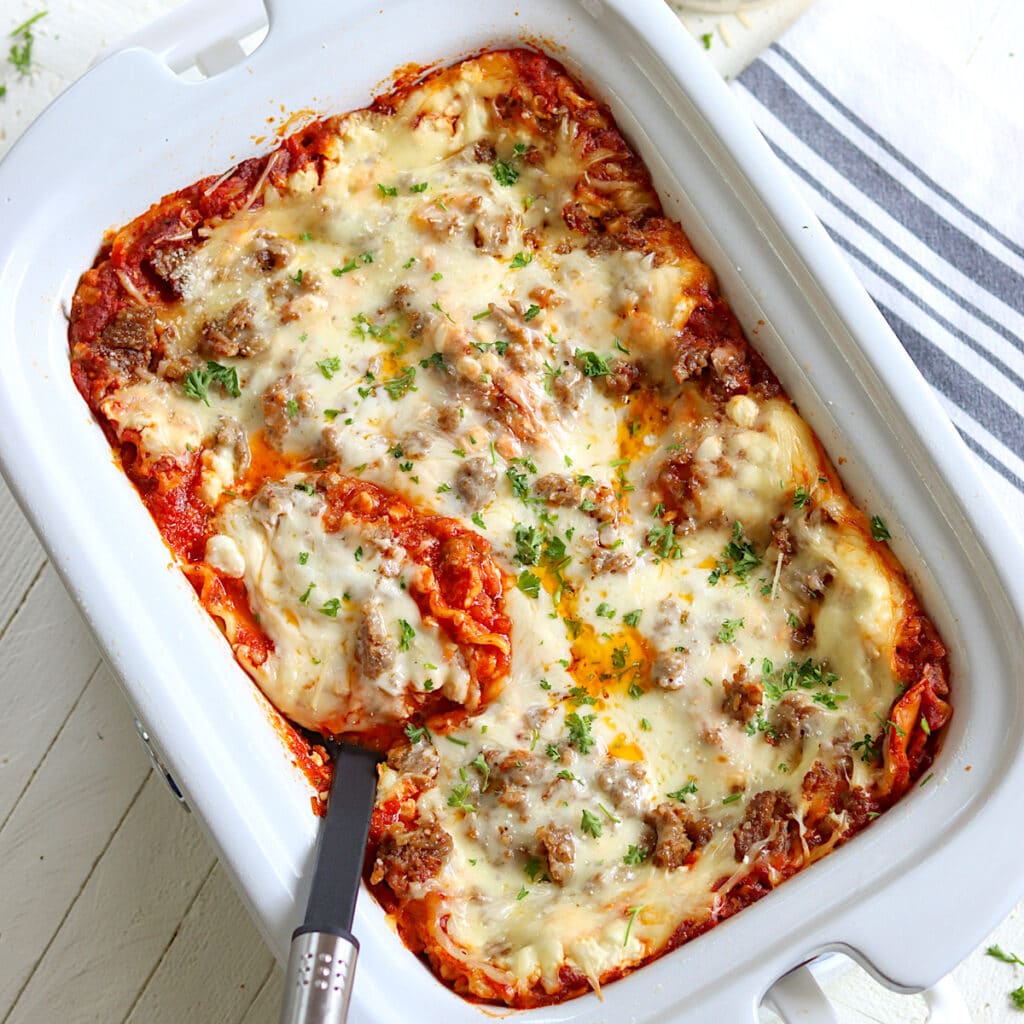 Best Slow Cooker Lasagna Recipe • Slow Cooked Eats