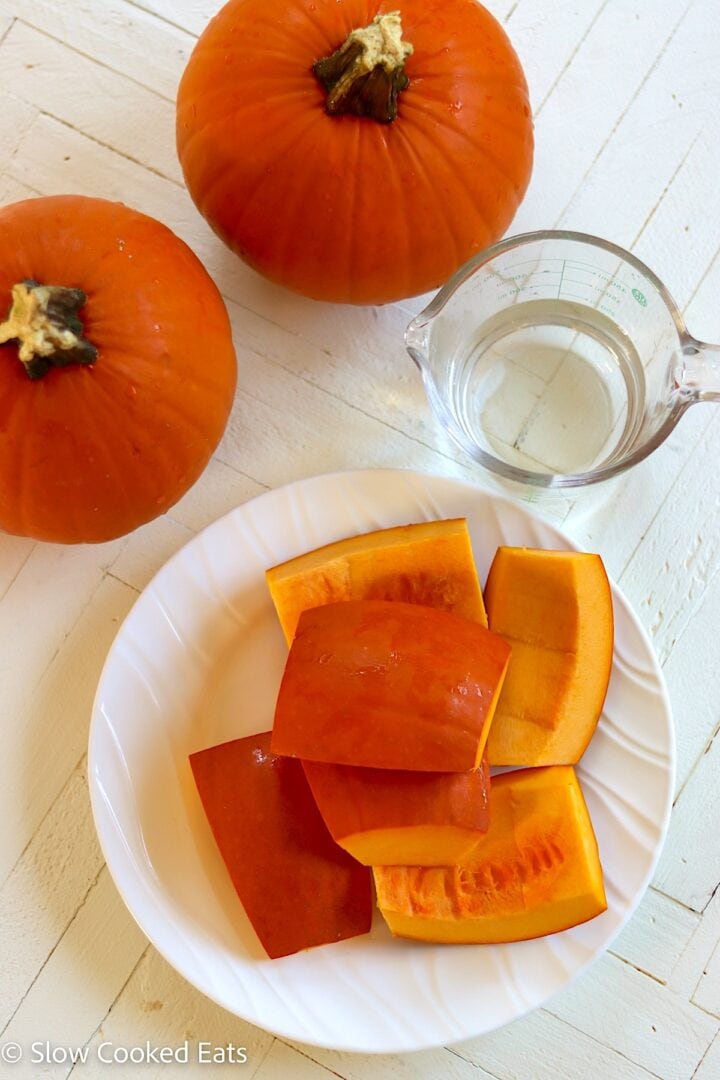 Crock Pot Pumpkin Puree (2 Ingredients!) • Slow Cooked Eats