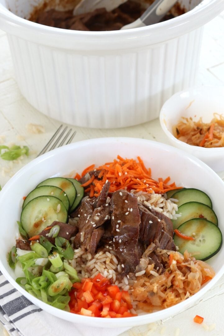 Crockpot Korean-Style BBQ Beef Bowls Recipe | Slow Cooked Eats